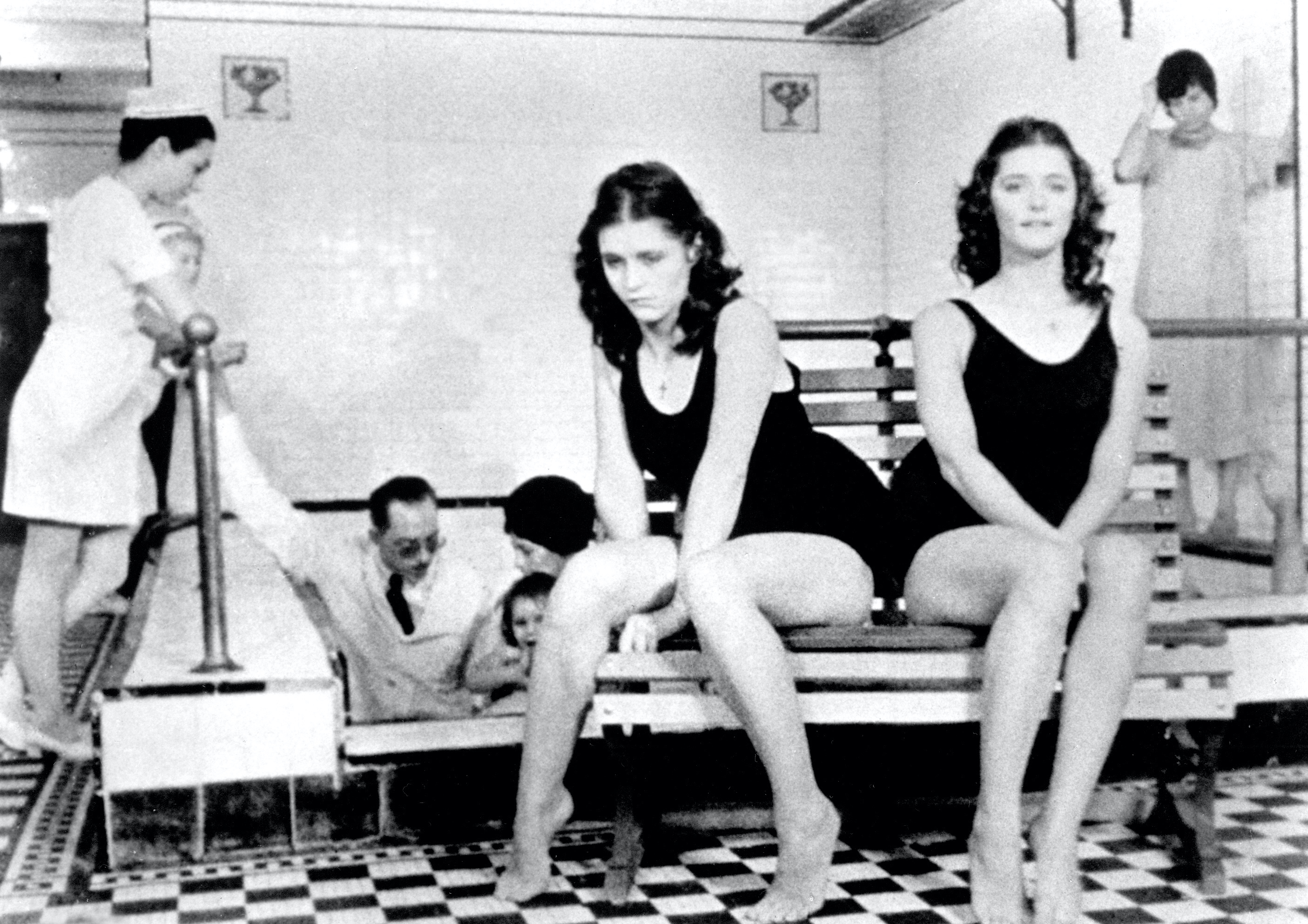 Sisters (1972) | Coolidge Corner Theater